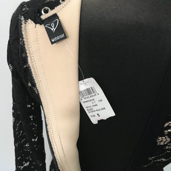Windsor | Dresses | Nwot Windsor Low Cut Lace Bodycon Size S | Poshmark